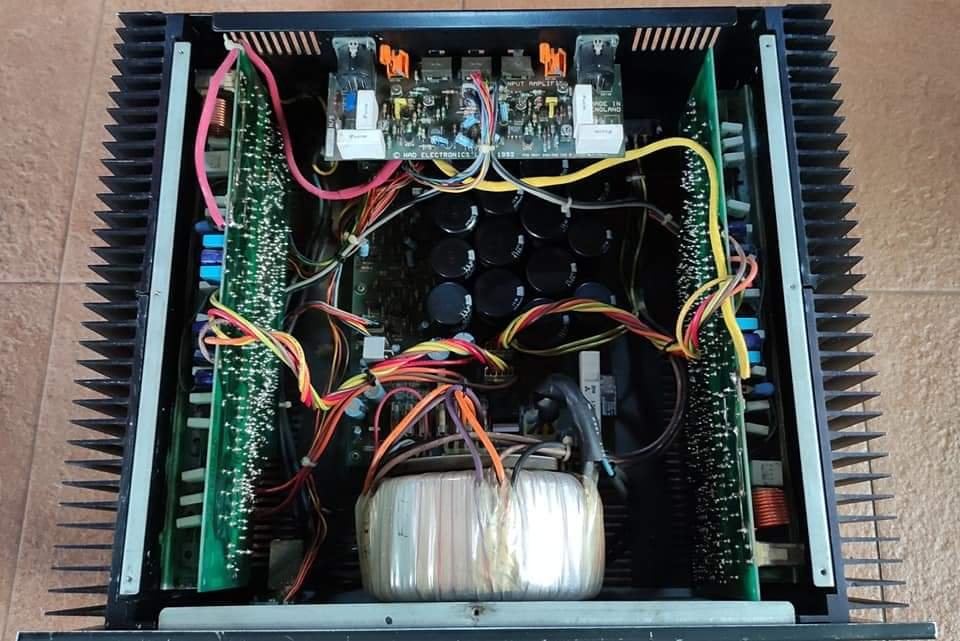 NAD 208 Power Amp Sold NAD 208 Power Amp Sold NAD 208 Power Amp Sold NAD 208 Power Amp Sold